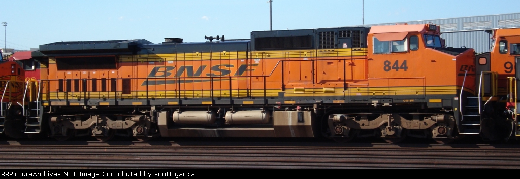 BNSF 844